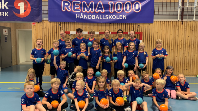 Mange barn på håndballskole | handball.no Mange barn på håndballskole | handball.no